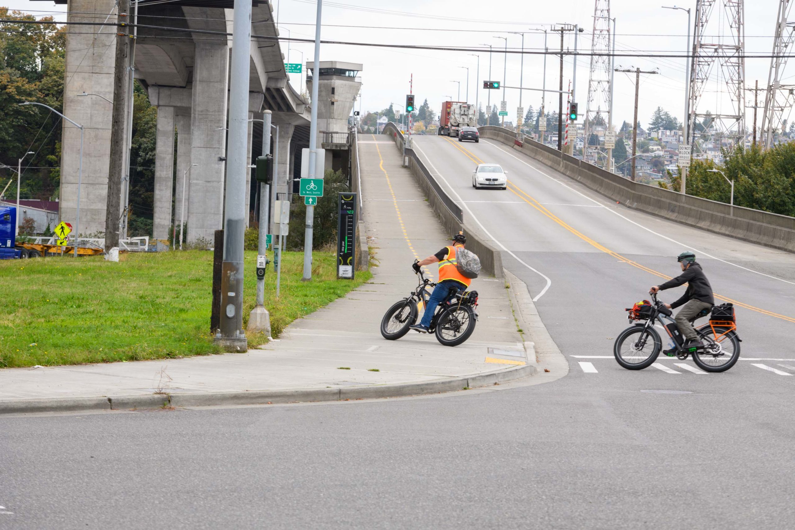 E-Bikes - Commute Seattle
